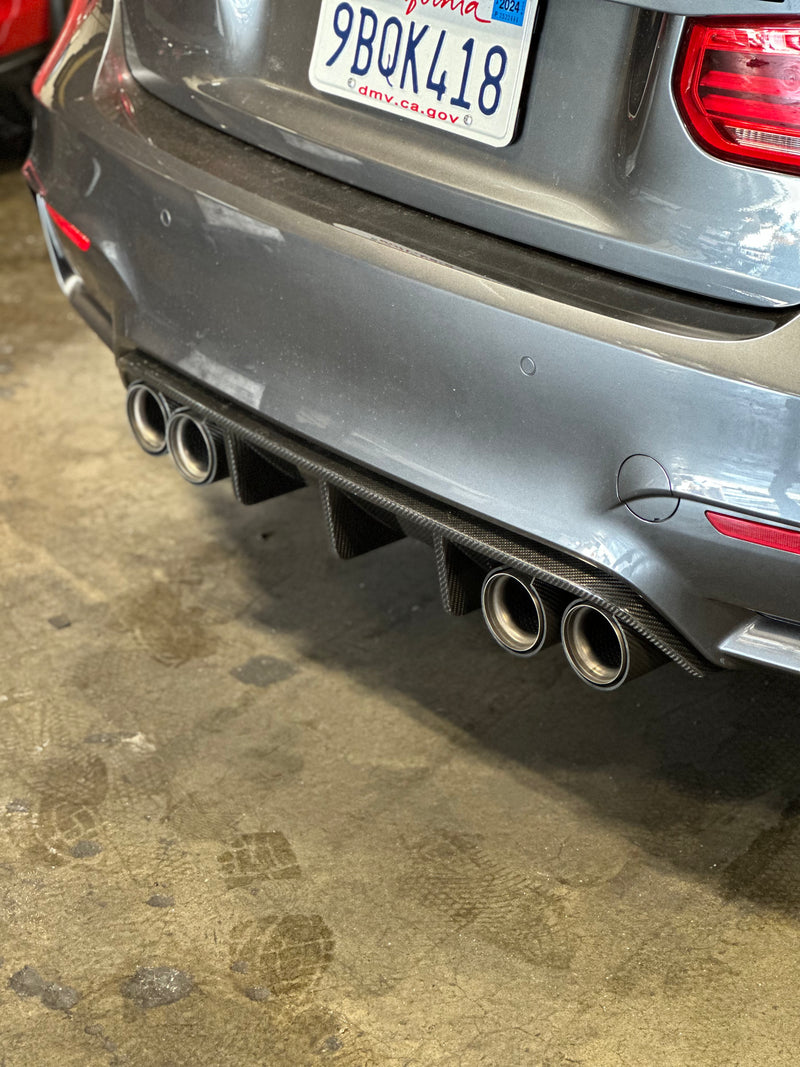 V Style Carbon Fiber Rear Diffuser - BMW F80 M3 & F82 / F83 M4 – The ...