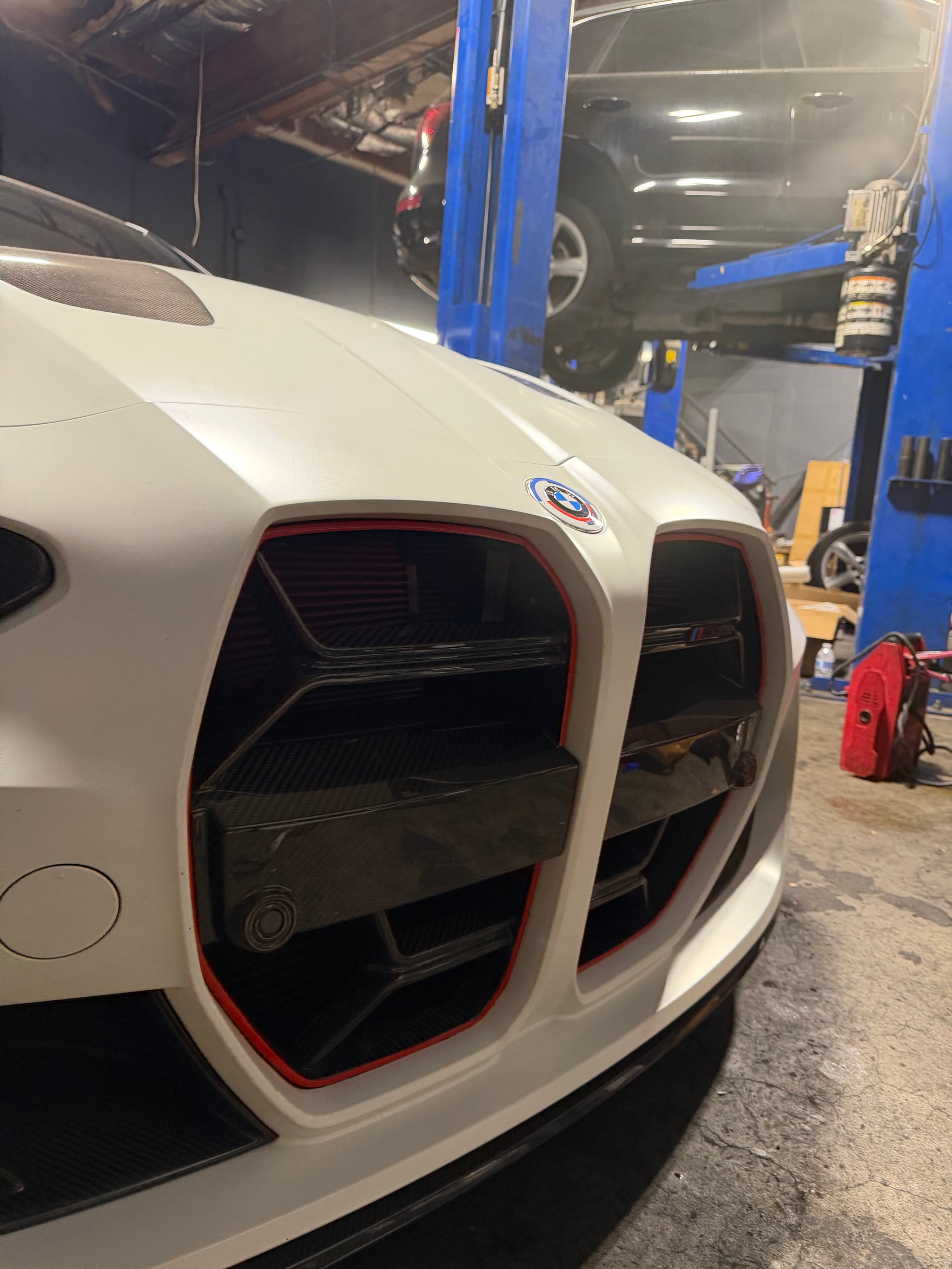 Prepreg Carbon Fiber CSL Red Stripe Front grille - BMW G8X M3 M4 G82 G
