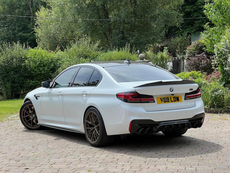 LCI OLED Rear Taillights - BMW F90 M5 & G30 5 Series – The Carbon ...