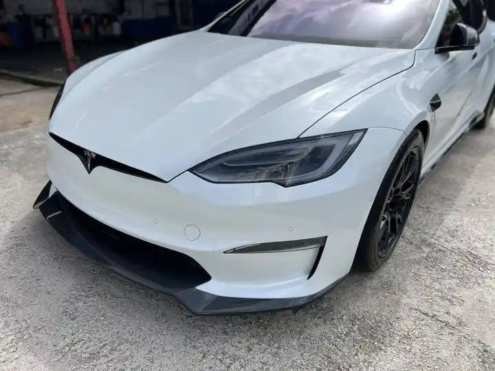 Carbon Fiber Front Splitter Lip - TESLA Model S Plaid